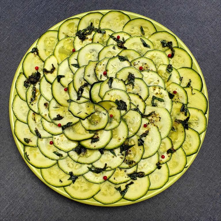 VeggieMood | Carpaccio de courgettes marinées